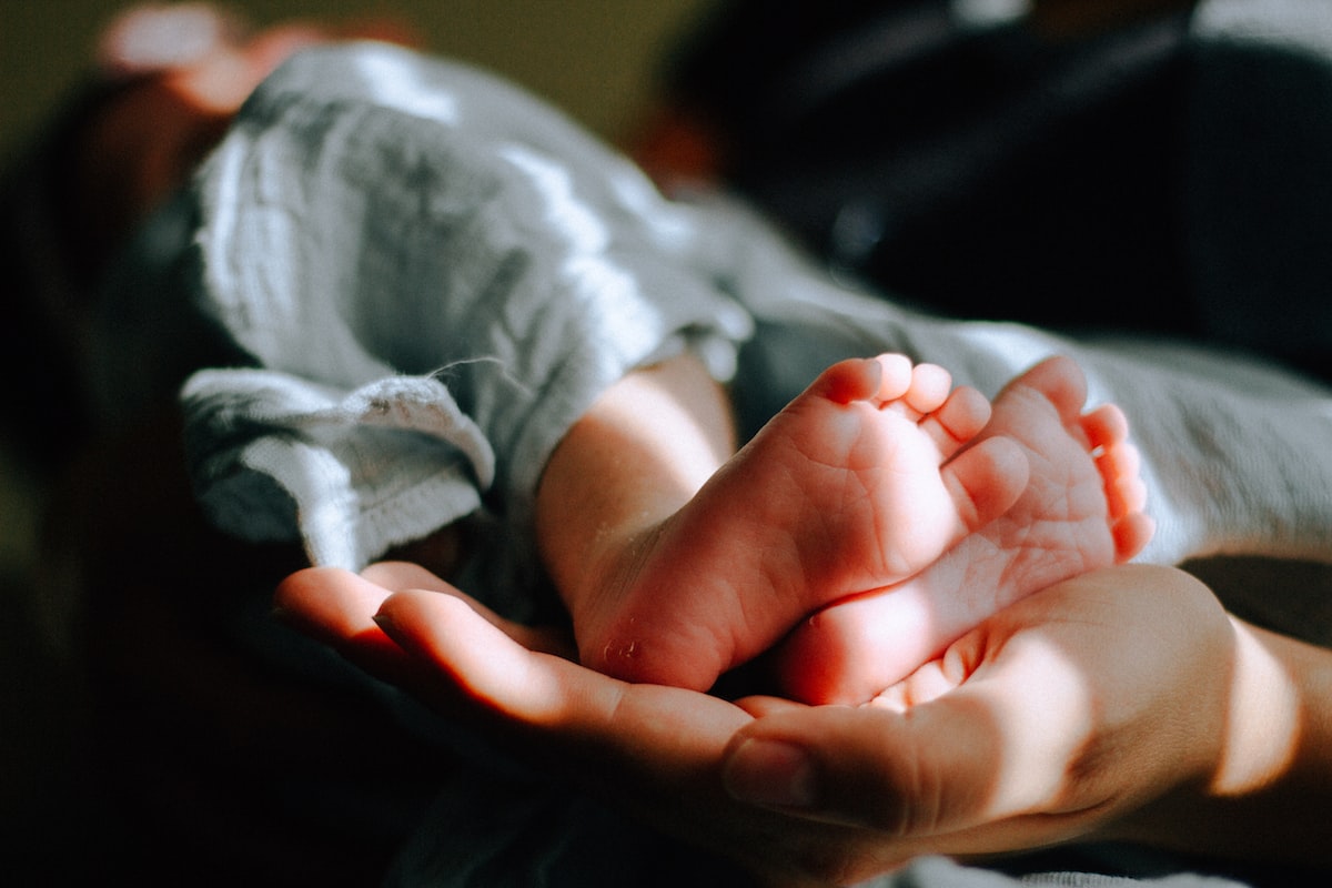 What To Do if Your Baby Suffers a Birth Injury - InfiniGEEK
