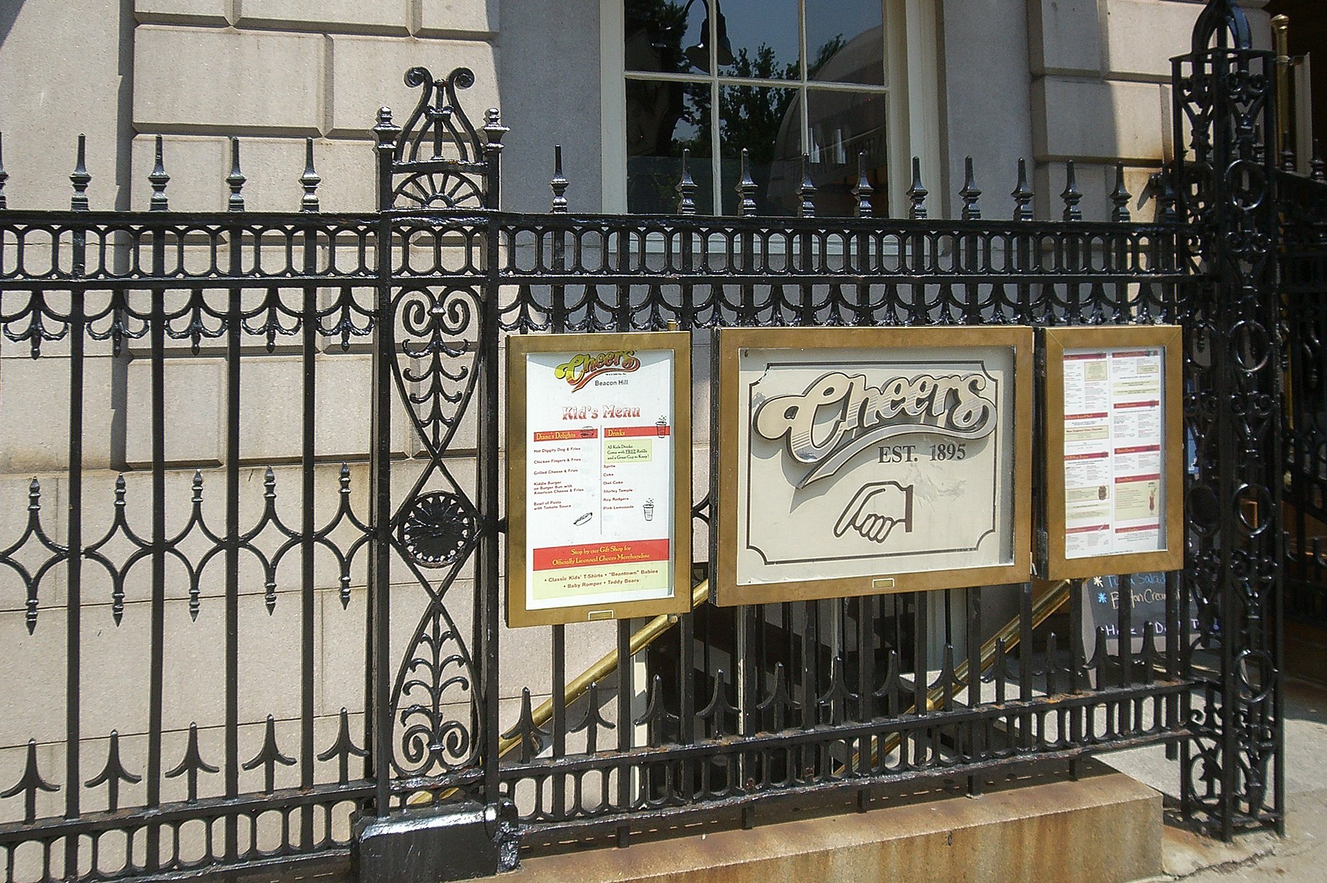 The TV Hangout Spots We Wish Were Real - InfiniGEEK