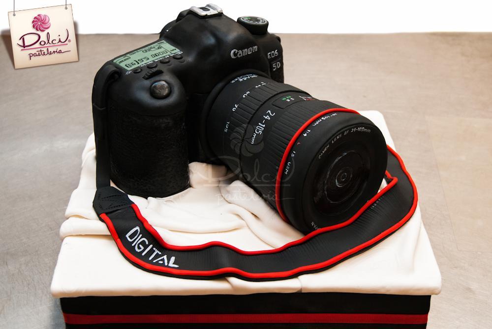 50+ Cool Nerd Cakes For Geeks - InfiniGEEK